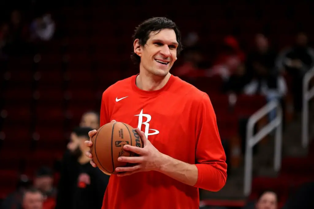 Houston Rockets' Boban Marjanovic Created a Wholesome Moment During ...
