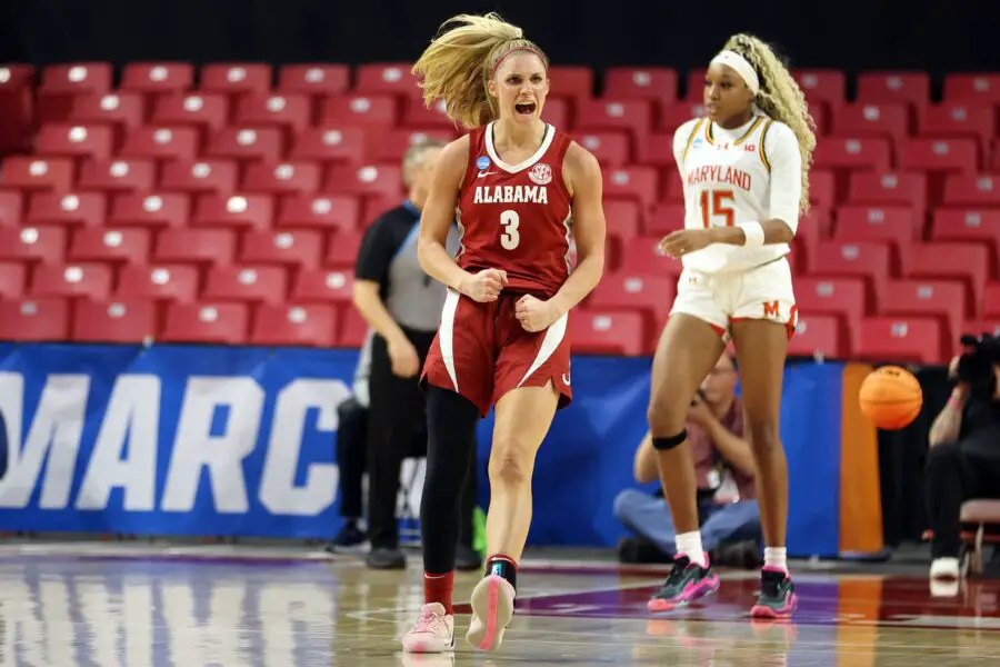 Sarah Ashlee Barker Pens Heartfelt Message, Declaring For 2025 WNBA Draft