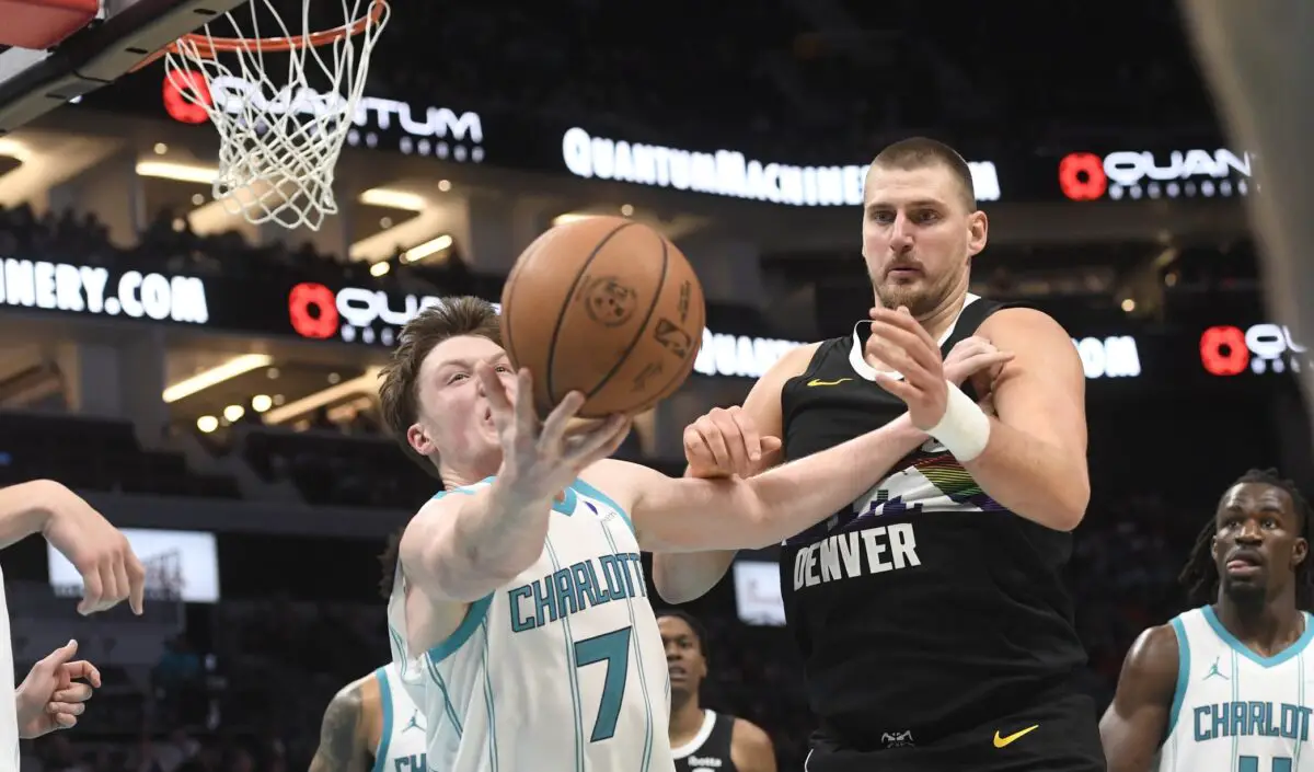 NBA Fans Hype Up Kon Kneuppel Surpassing Steph Curry's Three-Point Record