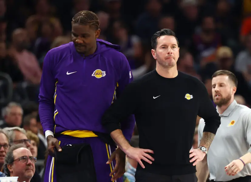 'DeAndre Ayton Experience is Here' - Lakers Big Man Struggled in Last 2 ...